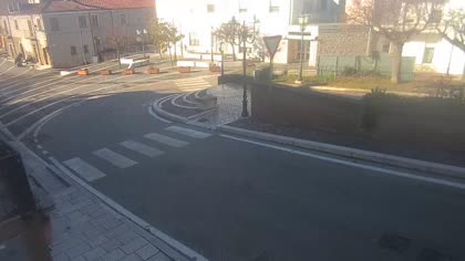 Monacilioni - Piazza centrale, Italy - Webcams